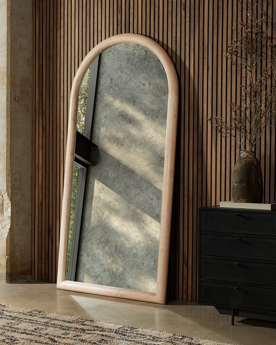 Gulliver Floor Mirror Whitewash Acacia Four Hands